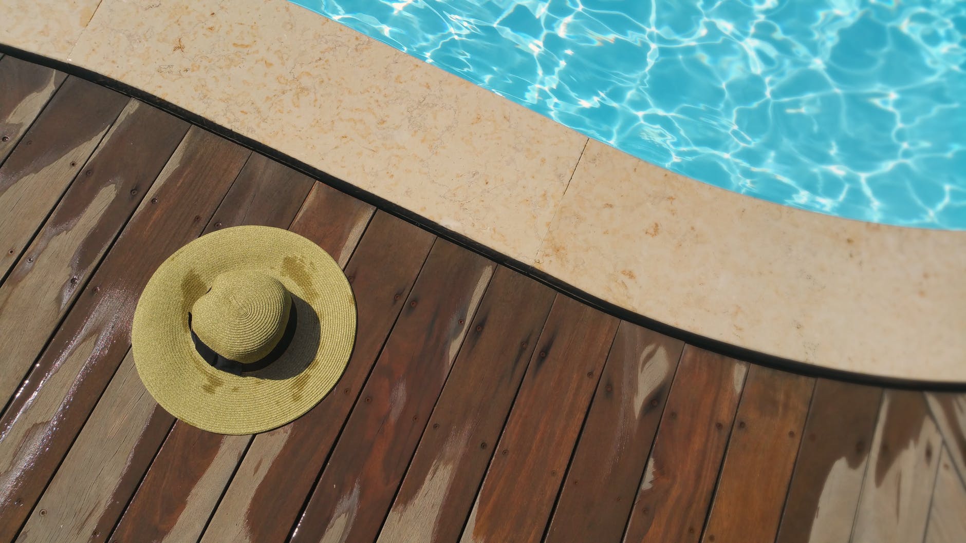 Plancher mobile pour piscine : quels sont ses avantages